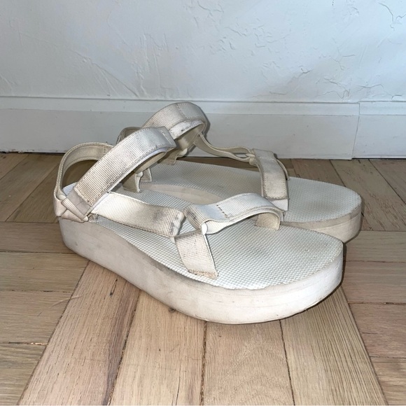 Teva | Shoes | Teva Universal Flatform Platform Outdoors Sandals | Poshmark